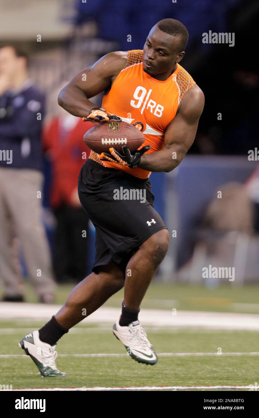 Baylor running back Terrance Ganaway runs a drill at the NFL football ...