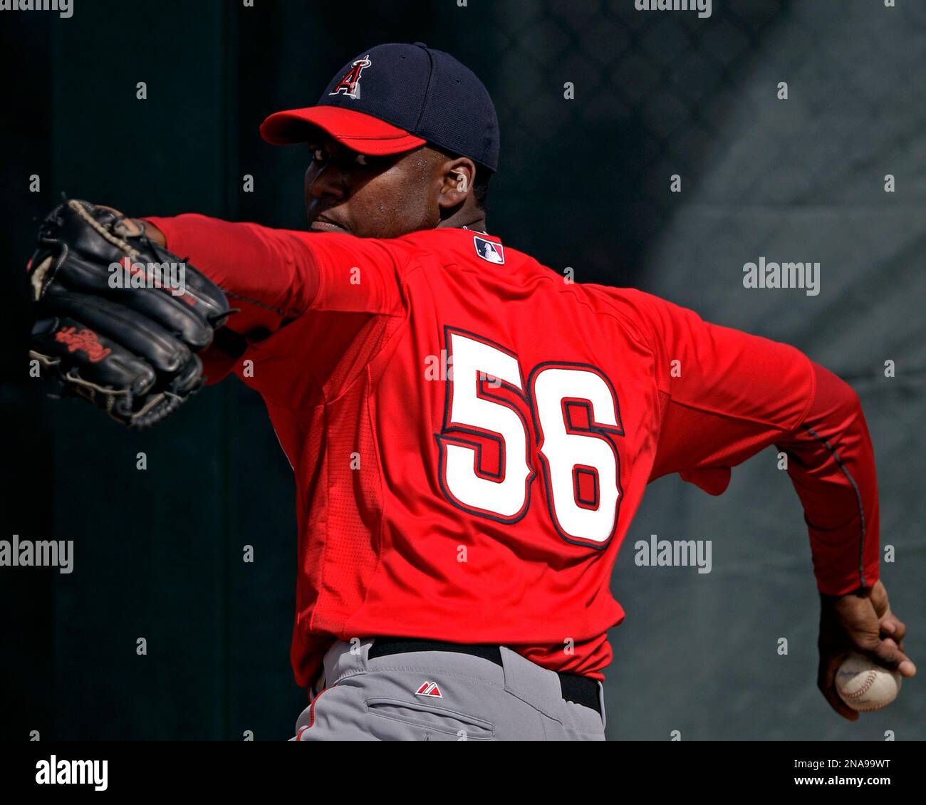 Los Angeles Angels pitcher Ariel Pena throws during a spring training ...