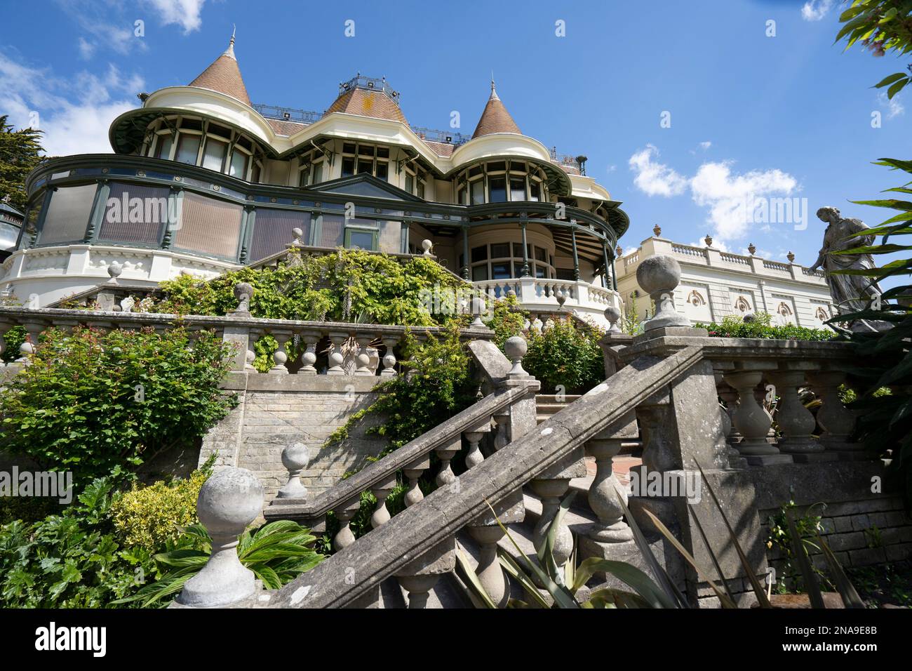 Russell Cotes Art Gallery and Museum, Cliff Promenade, Bournmouth ...