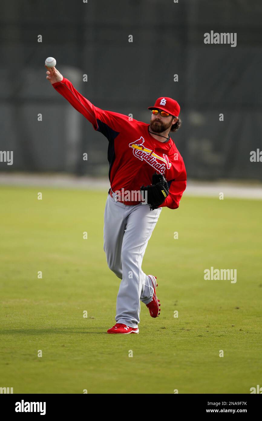 St. Louis Cardinals relief pitcher Jason Motte throws during spring ...