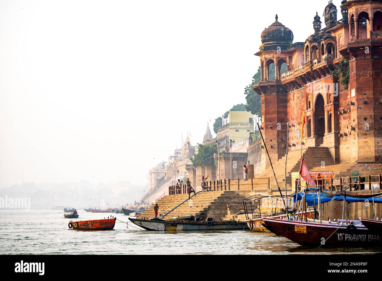 Varanasi ghats on the banks of the Ganges at Chet Singh Fort, Uttar ...