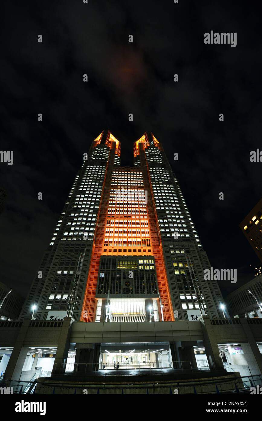 Tokyo metropolitan government building hi-res stock photography and ...