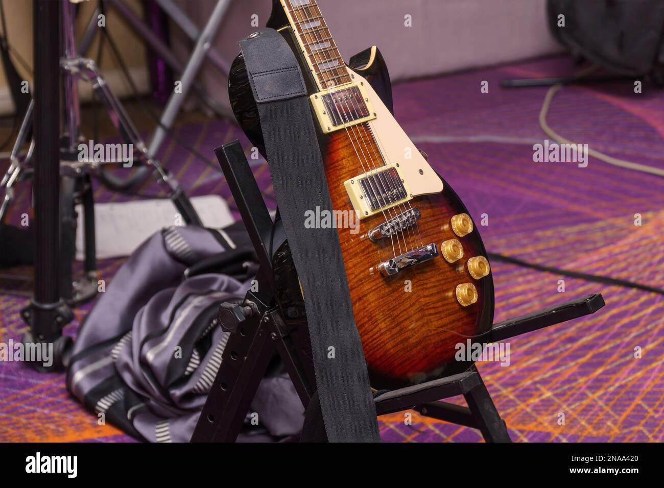 Empty rock concert rehearsal hi-res stock photography and images - Alamy