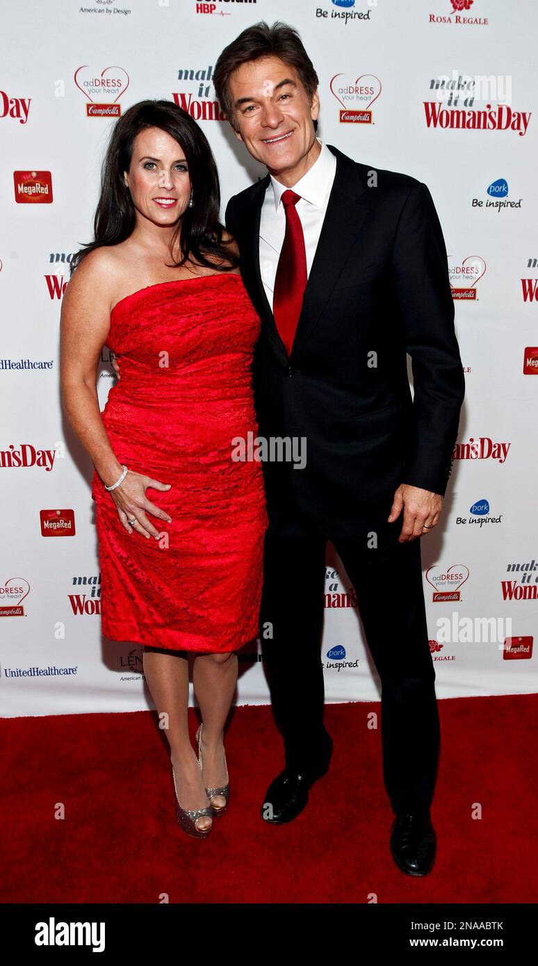Lisa Oz and Dr. Oz are seen on the red carpet at the Campbell's ...