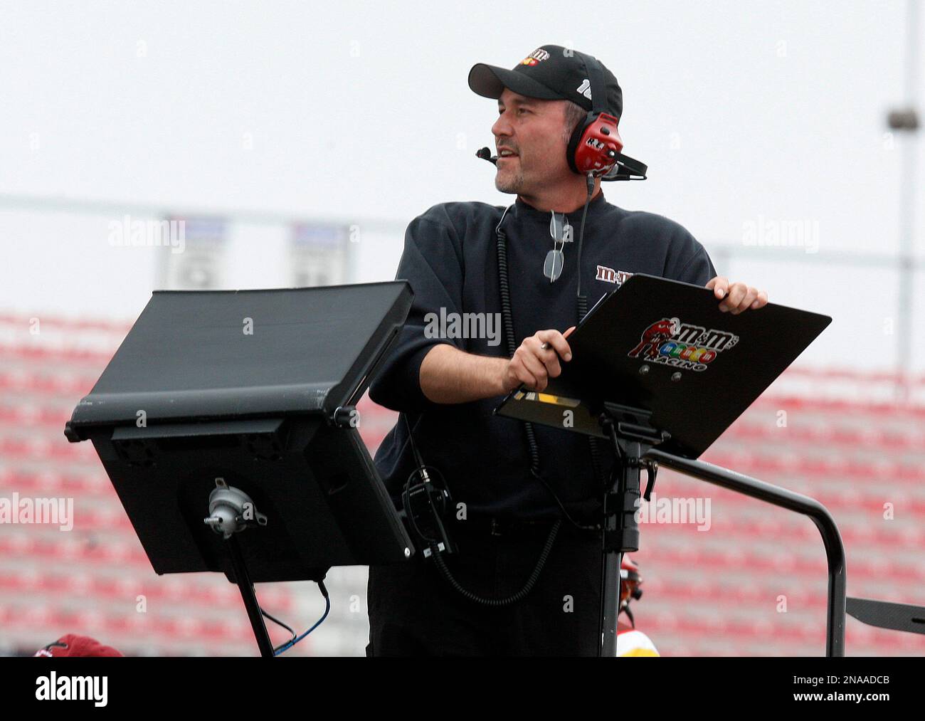 FILE - In this Oct. 30, 2009 file photo, crew chief Steve Addington ...