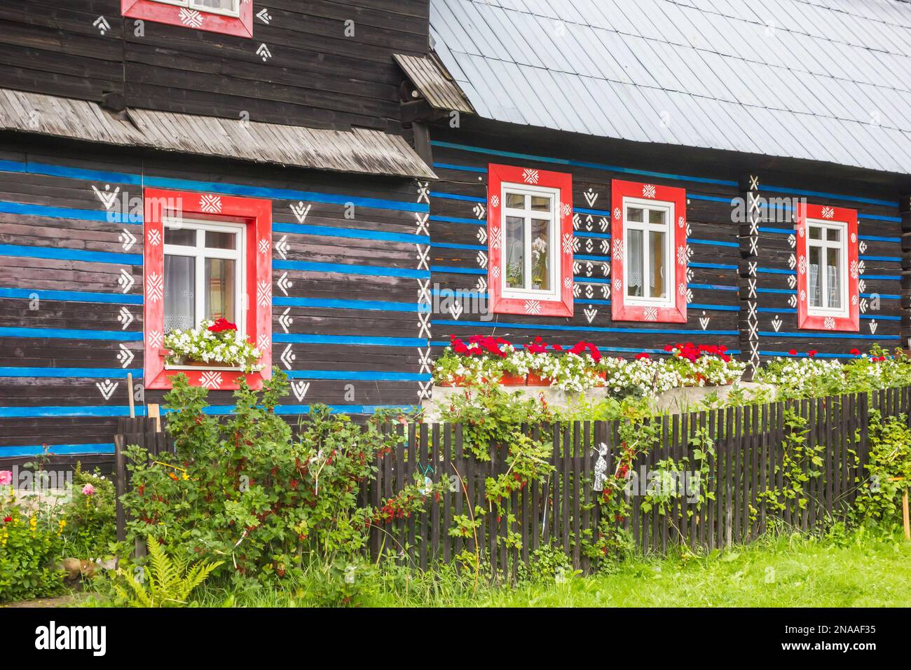 Traditional timber house hi-res stock photography and images - Alamy