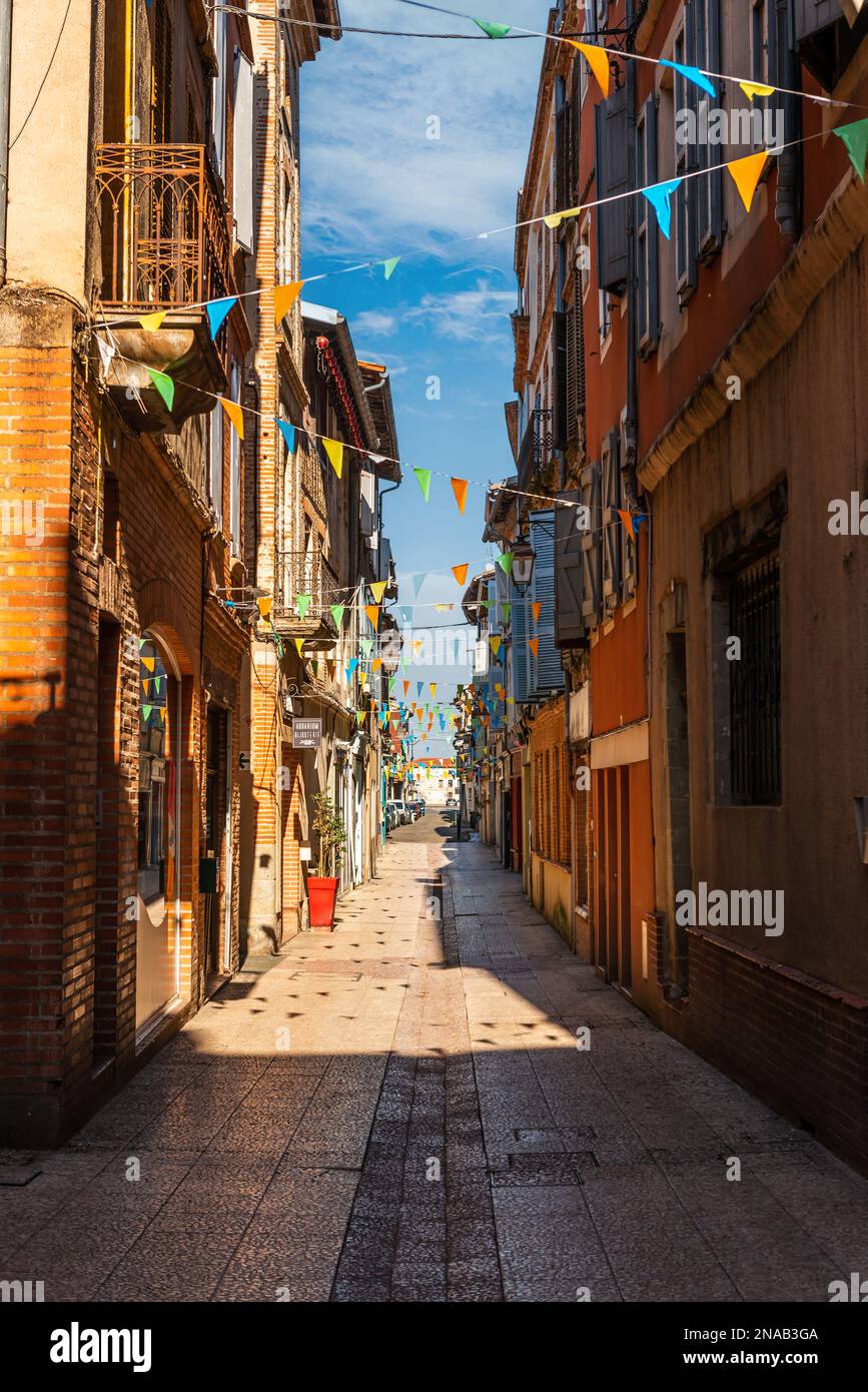Lavaur france hi-res stock photography and images - Alamy