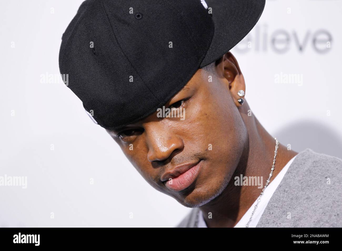 Recording artist Ne-Yo poses at The Pan African Film & Arts Festival's ...