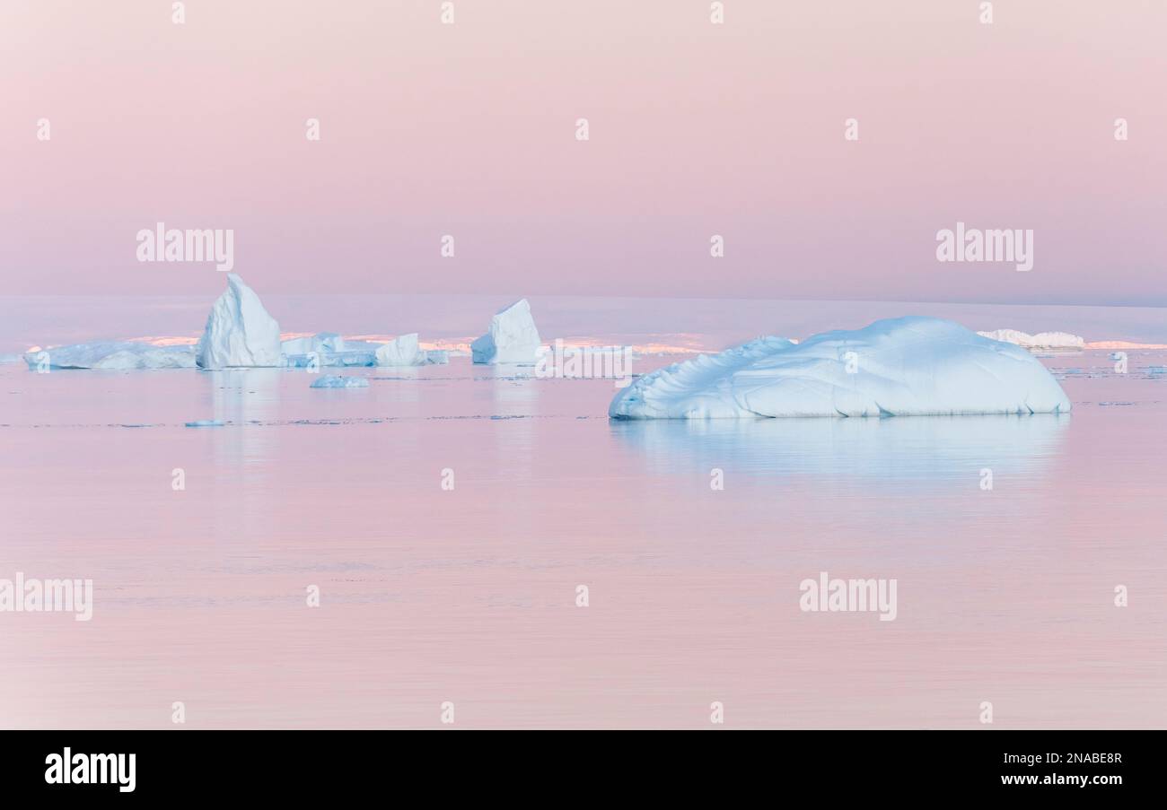 Icebergs under the midnight sun of the Antarctic summer in the Weddell ...
