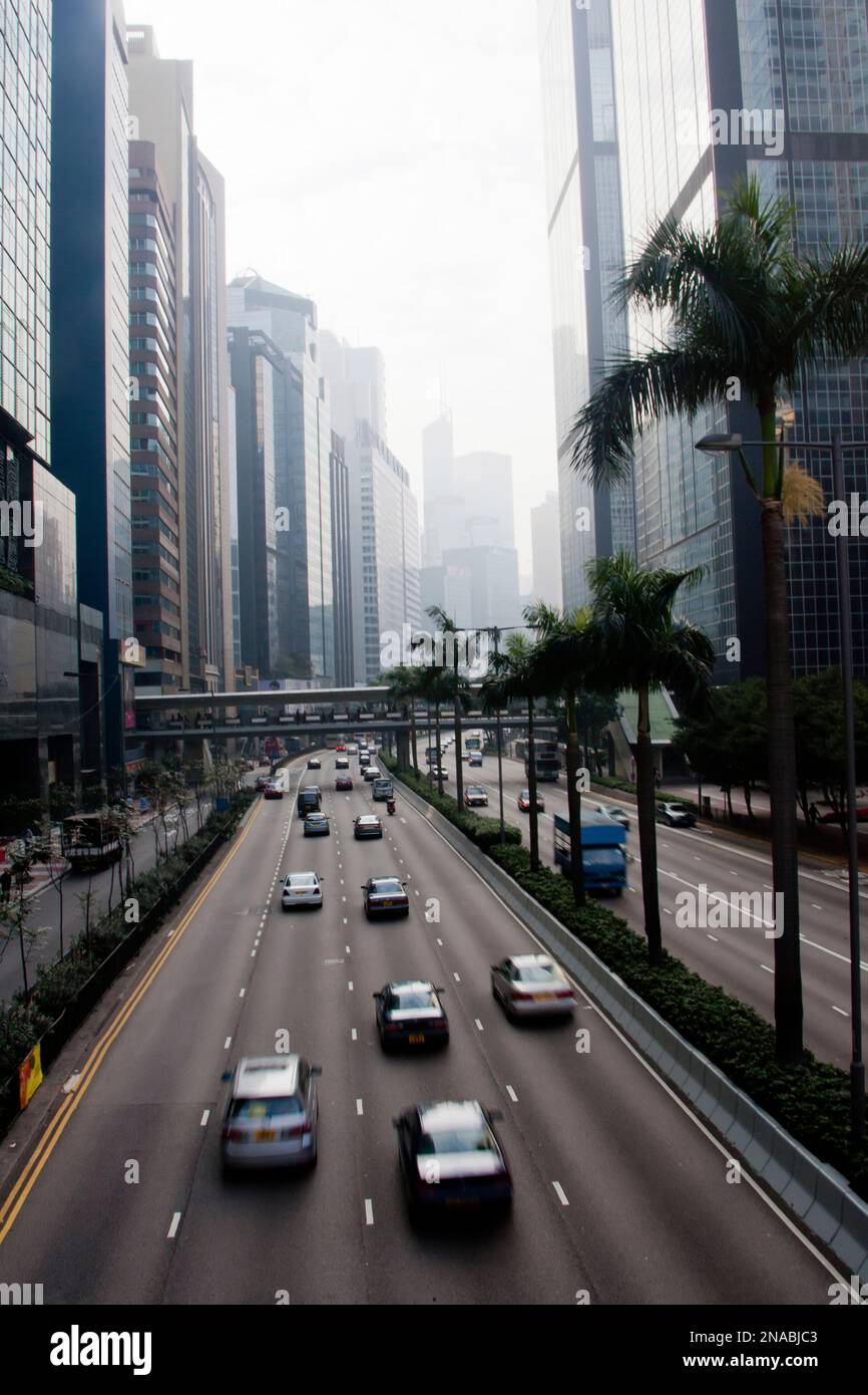 Drive through the city hi-res stock photography and images - Alamy