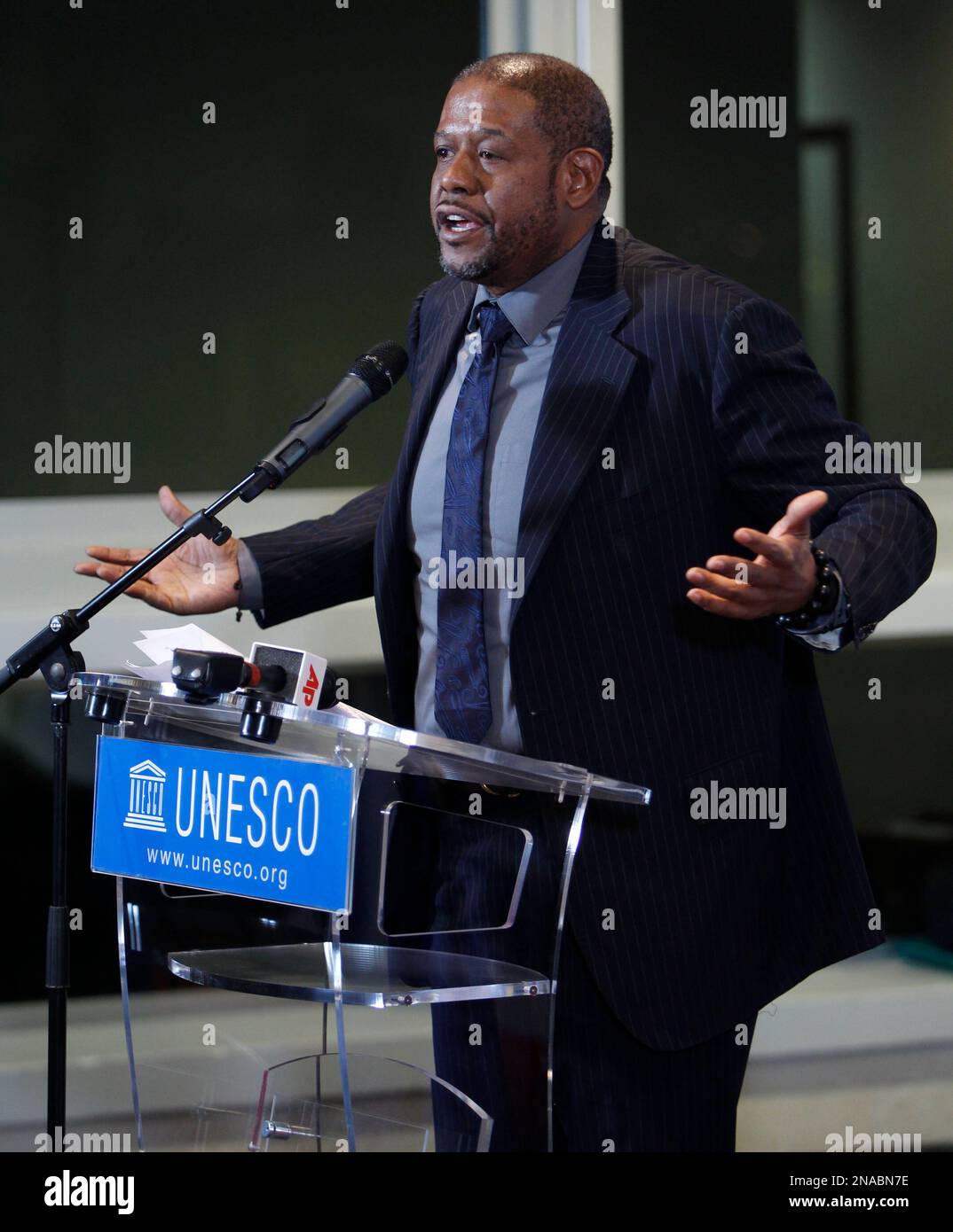 Oscar-winning US actor Forest Whitaker delivers his speech at the ...