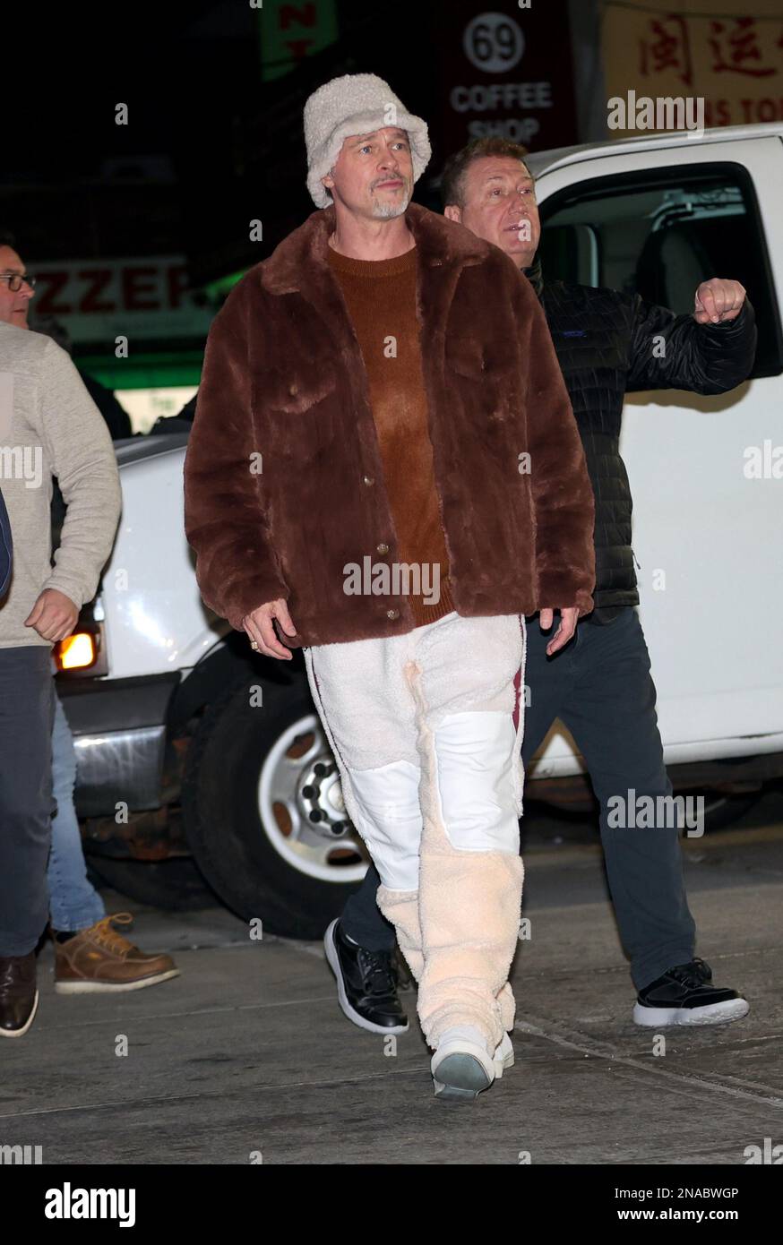 Filming of 'Wolves' in New York City. -PICTURED: Brad Pitt -LOCATION ...