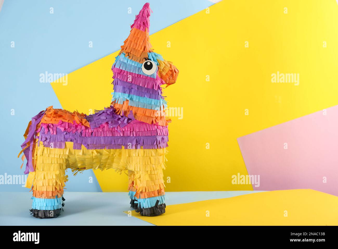 Party llama hi-res stock photography and images - Alamy