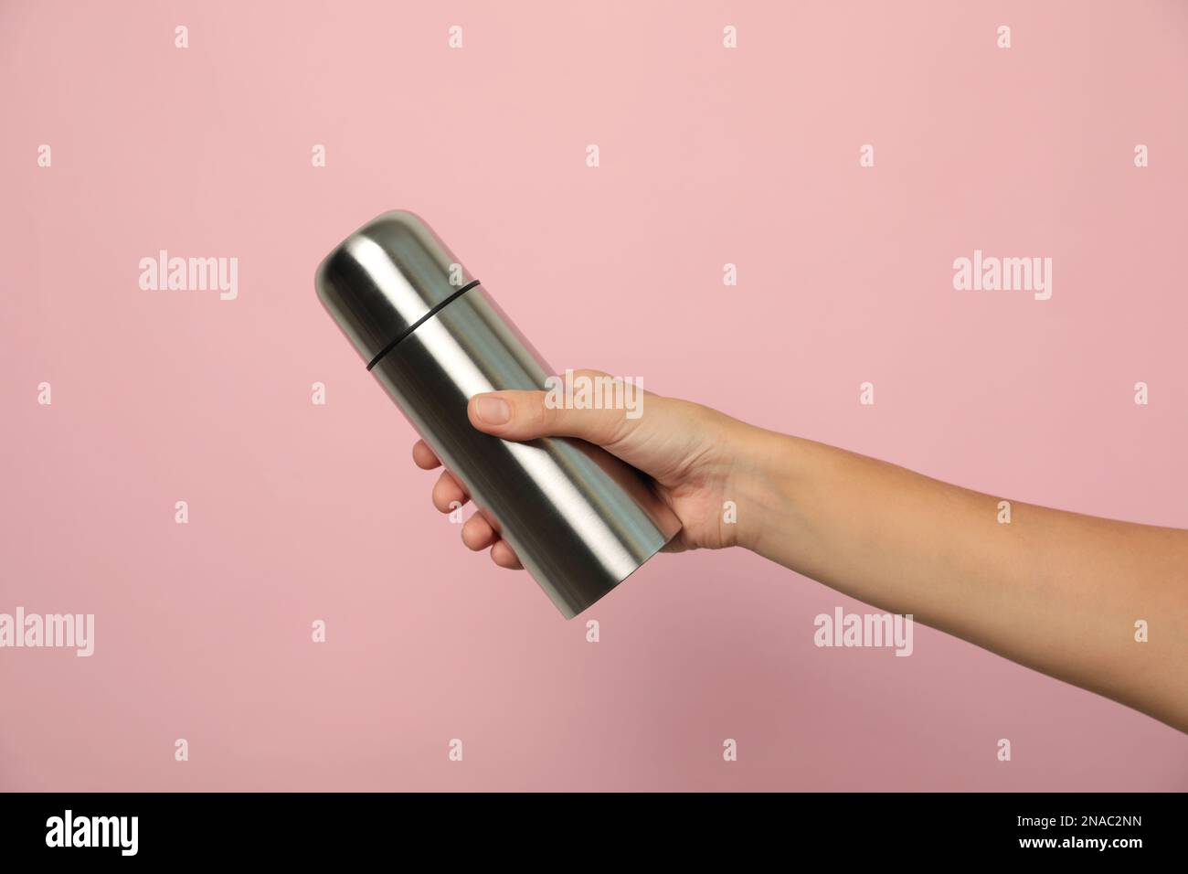Woman pink reusable eco hi-res stock photography and images - Alamy