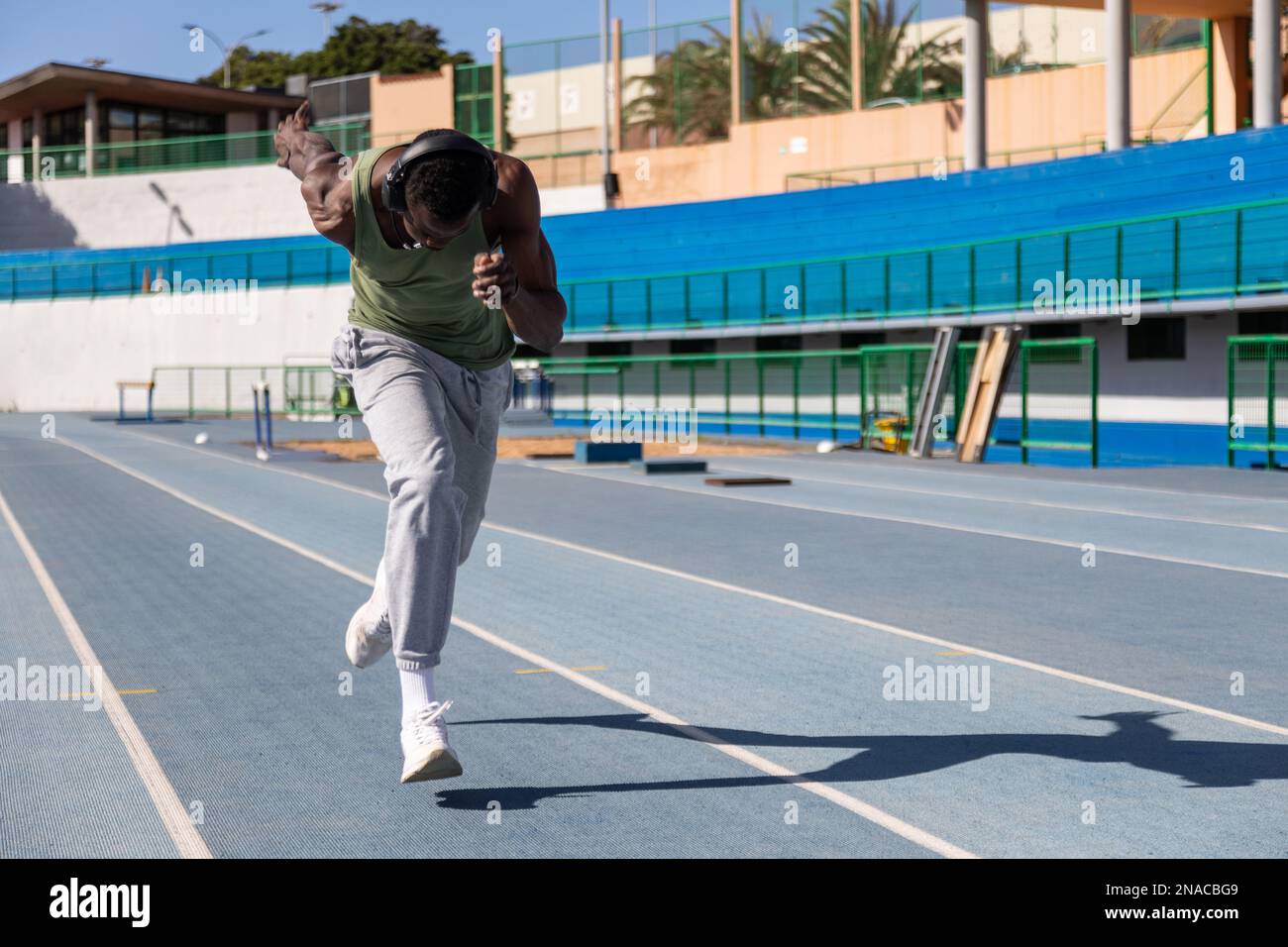 African runner hi-res stock photography and images - Alamy
