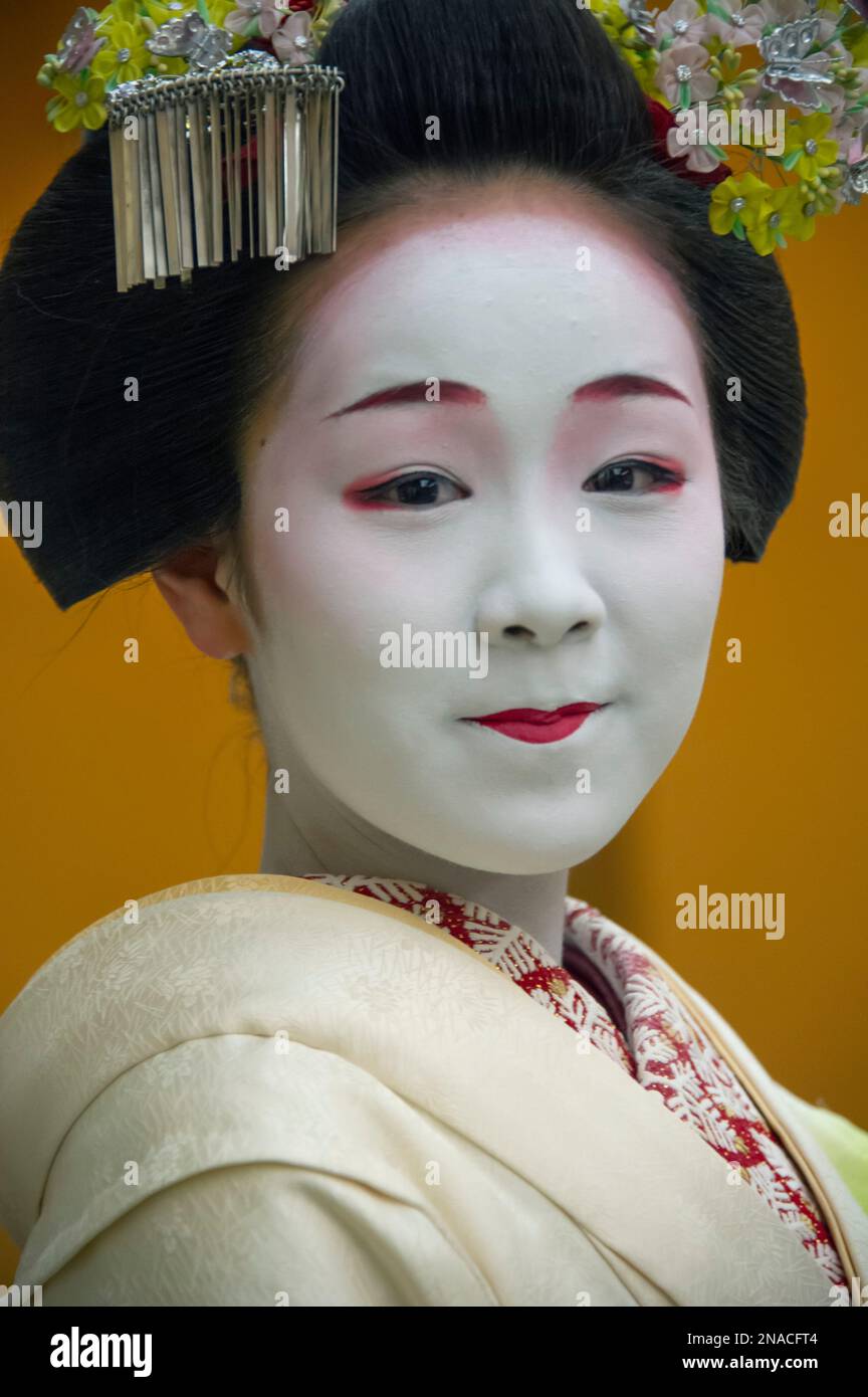 A Maiko is an apprentice geisha in Kyoto and Western Japan. Their jobs ...