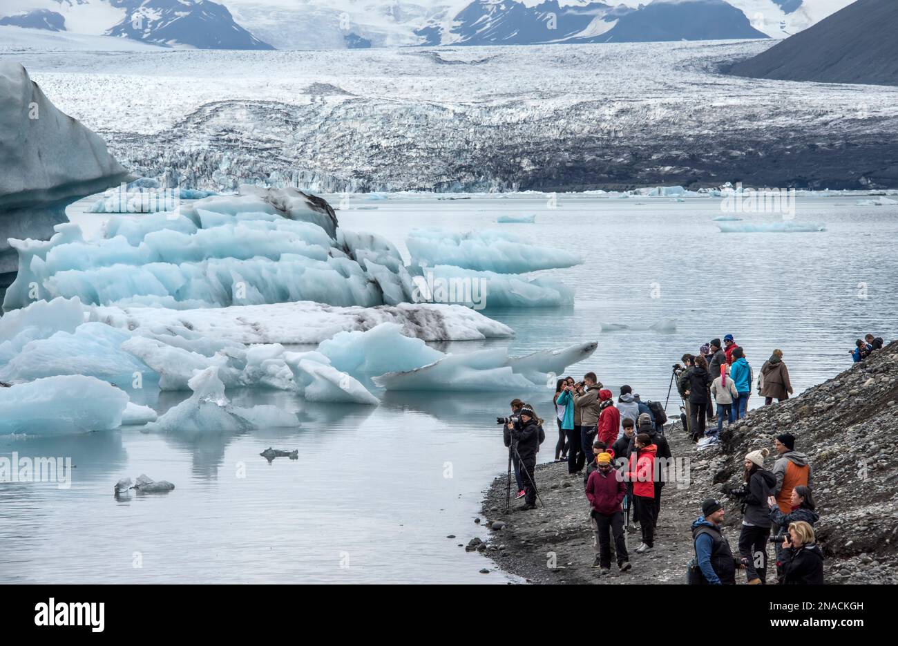 Ice breaking off from Vatnajokull, the larges glacier in Iceland ...