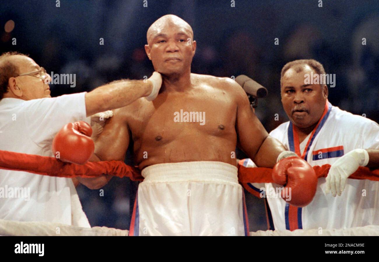 FILE - In this April 20, 1991, file photo, heavyweight challenger ...