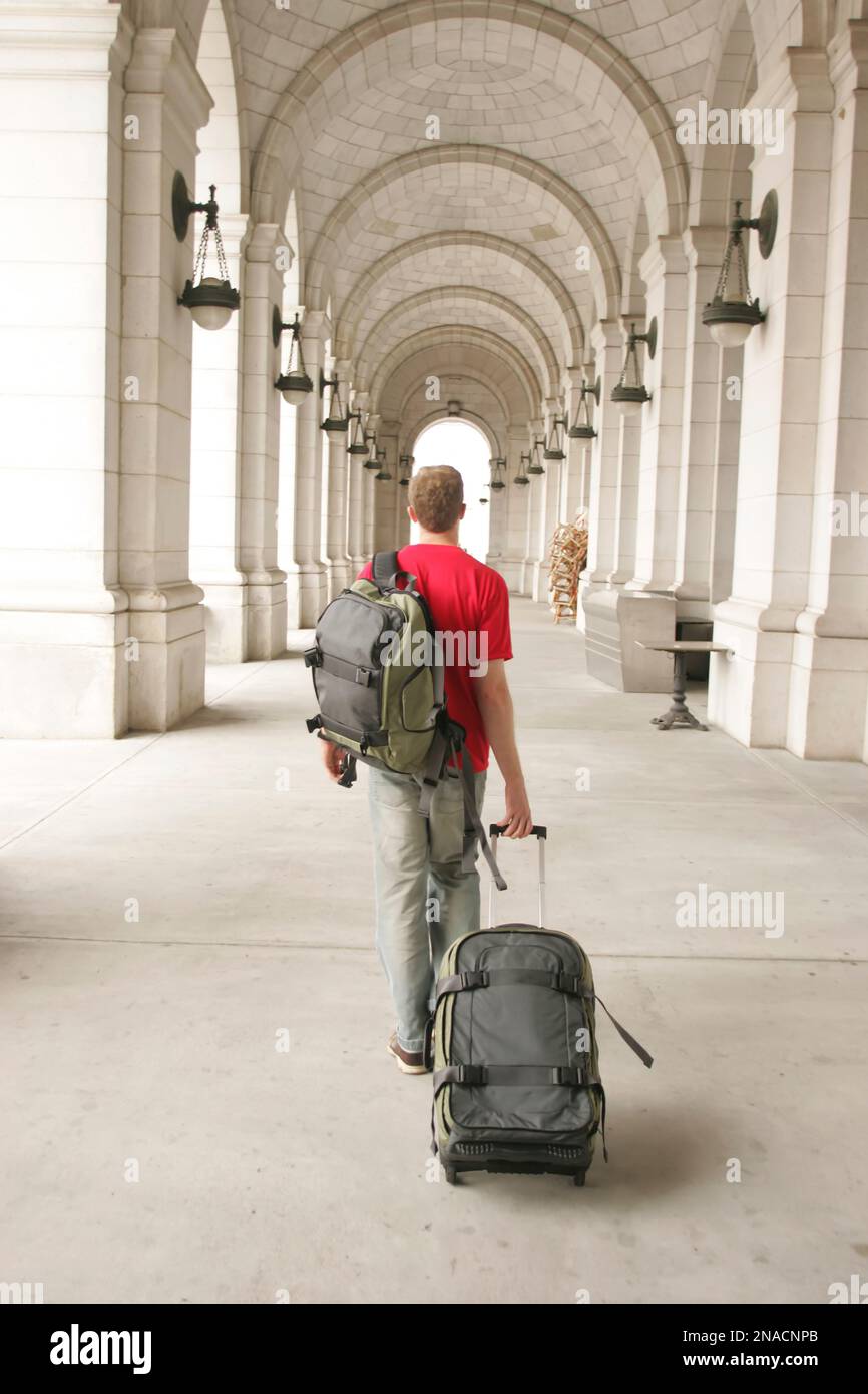Union station dc and traveler hi-res stock photography and images - Alamy