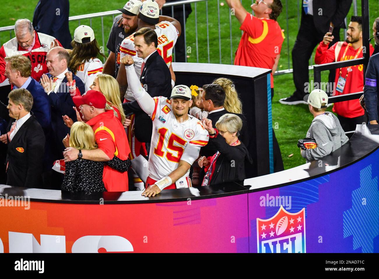Kansas City Chiefs quarterback Patrick Mahomes celebrates victory ...