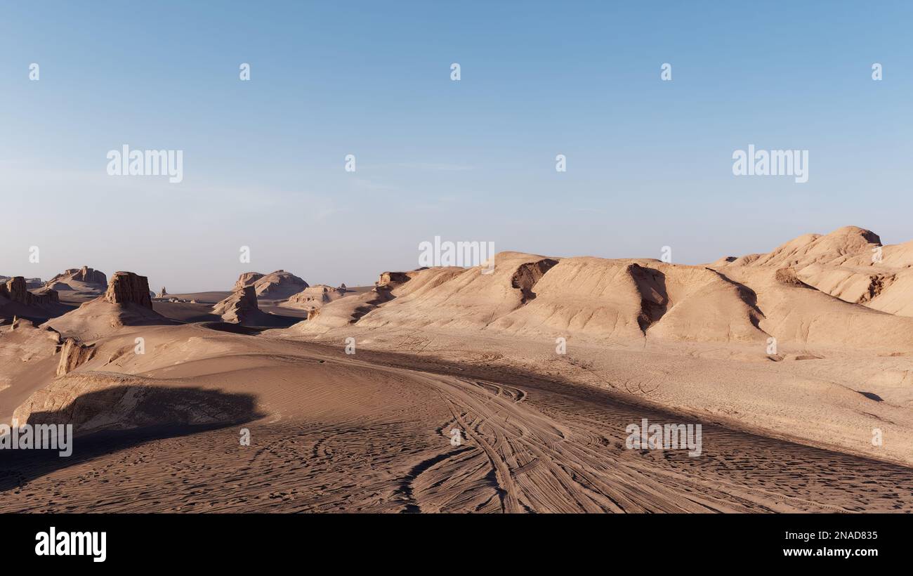 Empty windy landscape vast hi-res stock photography and images - Alamy