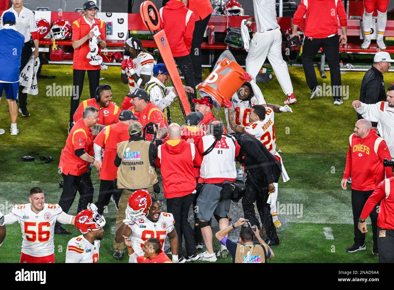 Kansas City Chiefs, Head Coach Andy Reid, celebrates with his team ...