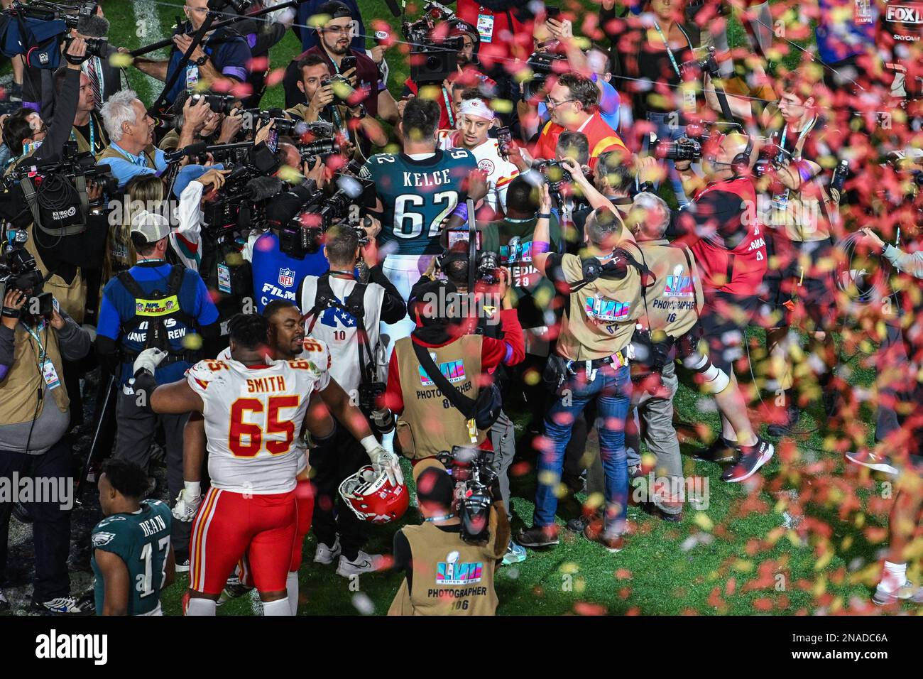 Kansas City Chiefs quarterback Patrick Mahomes (15) with Philadelphia ...