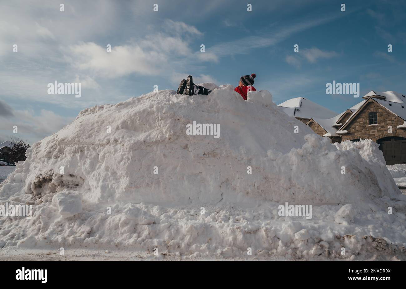 Sitting pile hi-res stock photography and images - Alamy