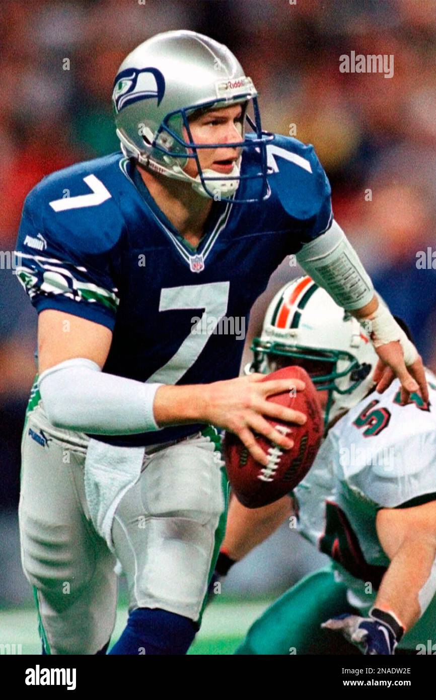 FILE - In this Jan. 9, 2000, file photo, Seattle Seahawks quarterback ...