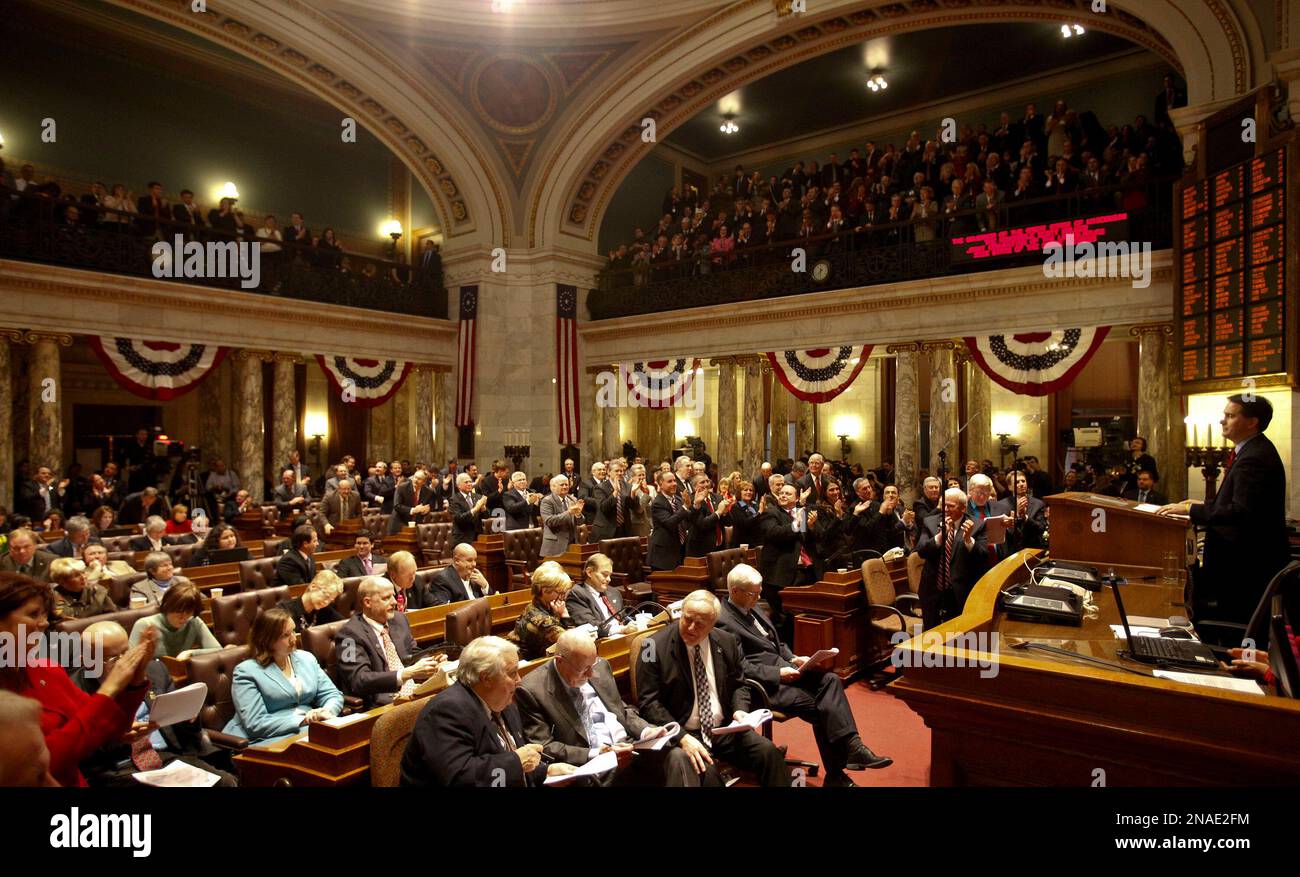 Wisconsin Gov. Scott Walker addresses a joint session of the ...