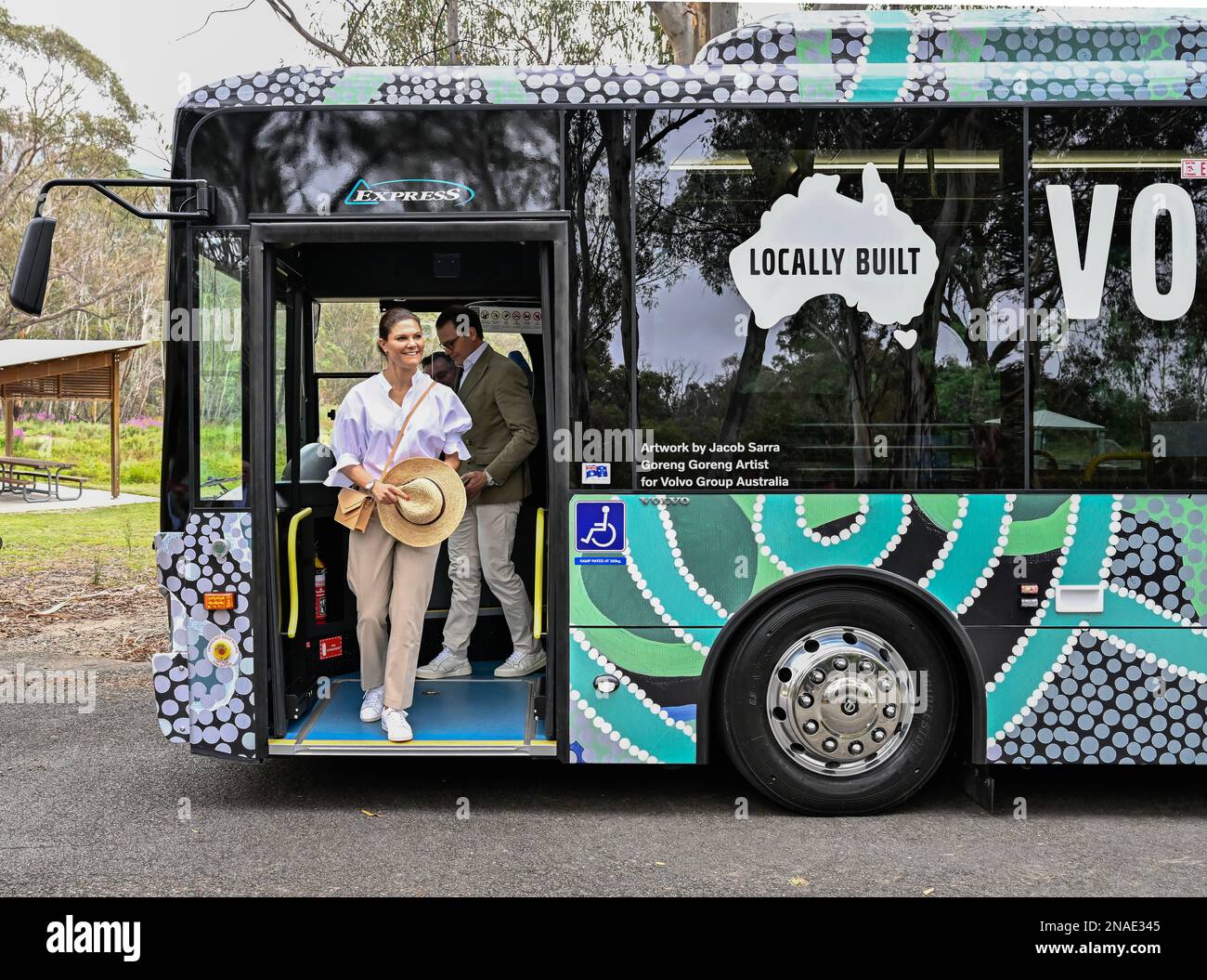 Canberra bus hi-res stock photography and images - Alamy