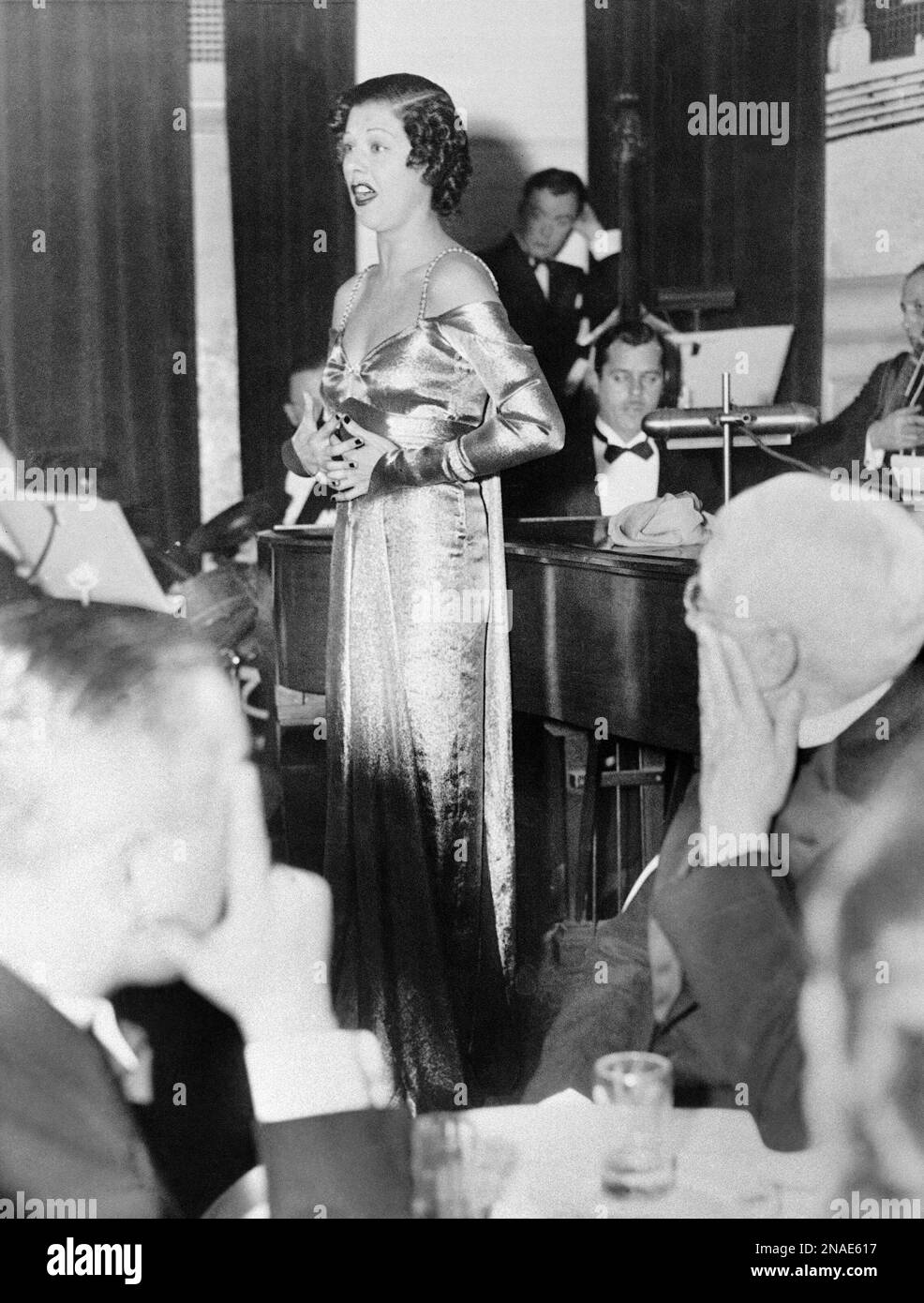 Libby Holman, the blues singer widow of Smith Reynolds, youthful ...