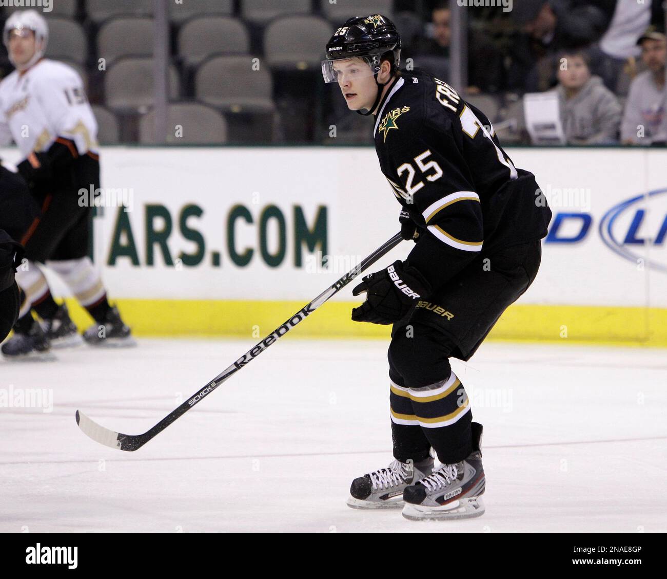Dallas Stars' Matt Fraser (25) on the ice against the Anaheim Ducks in ...