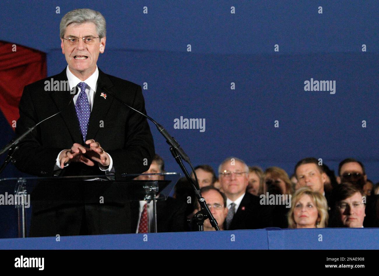 Mississippi Gov. Phil Bryant delivers his first State of the State ...