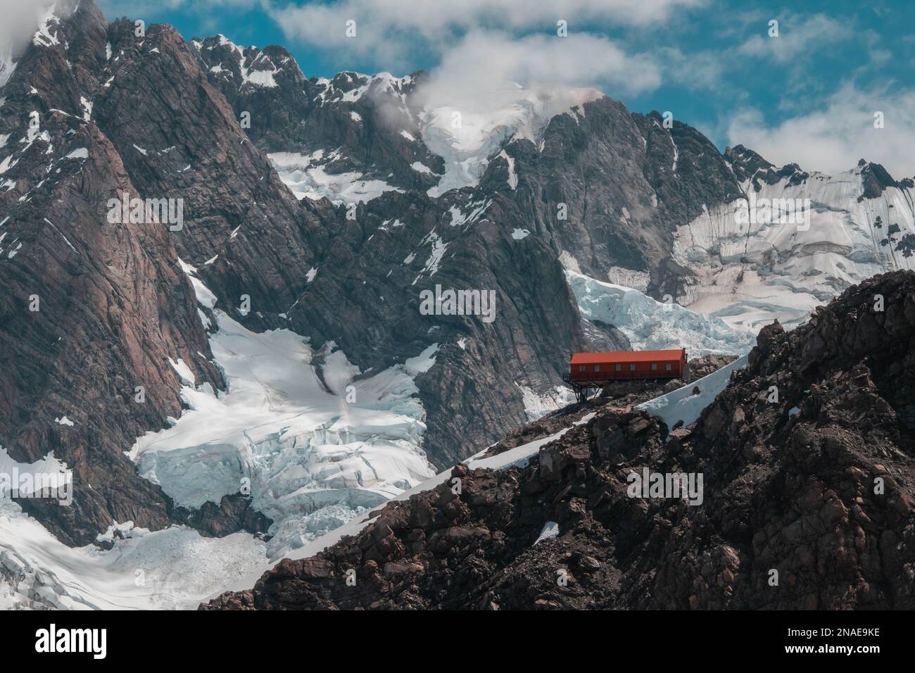 "Aoraki (Mt Cook)", "Plateau Hut", "Southern Alps Stock Photo - Alamy