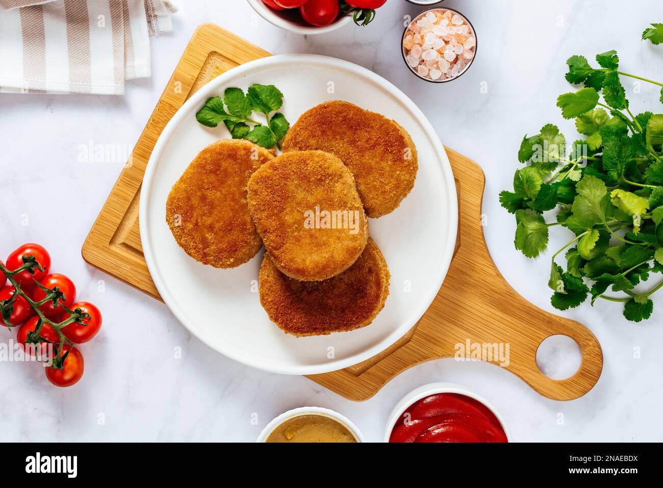 Crispy chicken cutlet hi-res stock photography and images - Alamy
