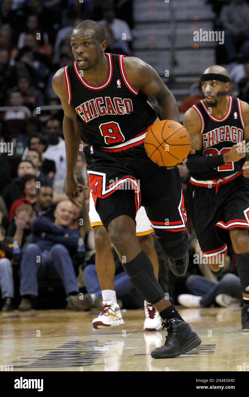 Chicago Bulls' Luol Deng drives the court against the Cleveland ...