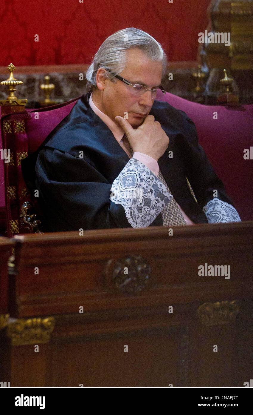 FILE - In this Jan. 17, 2012 file photo, Spanish judge Baltazar Garzon ...