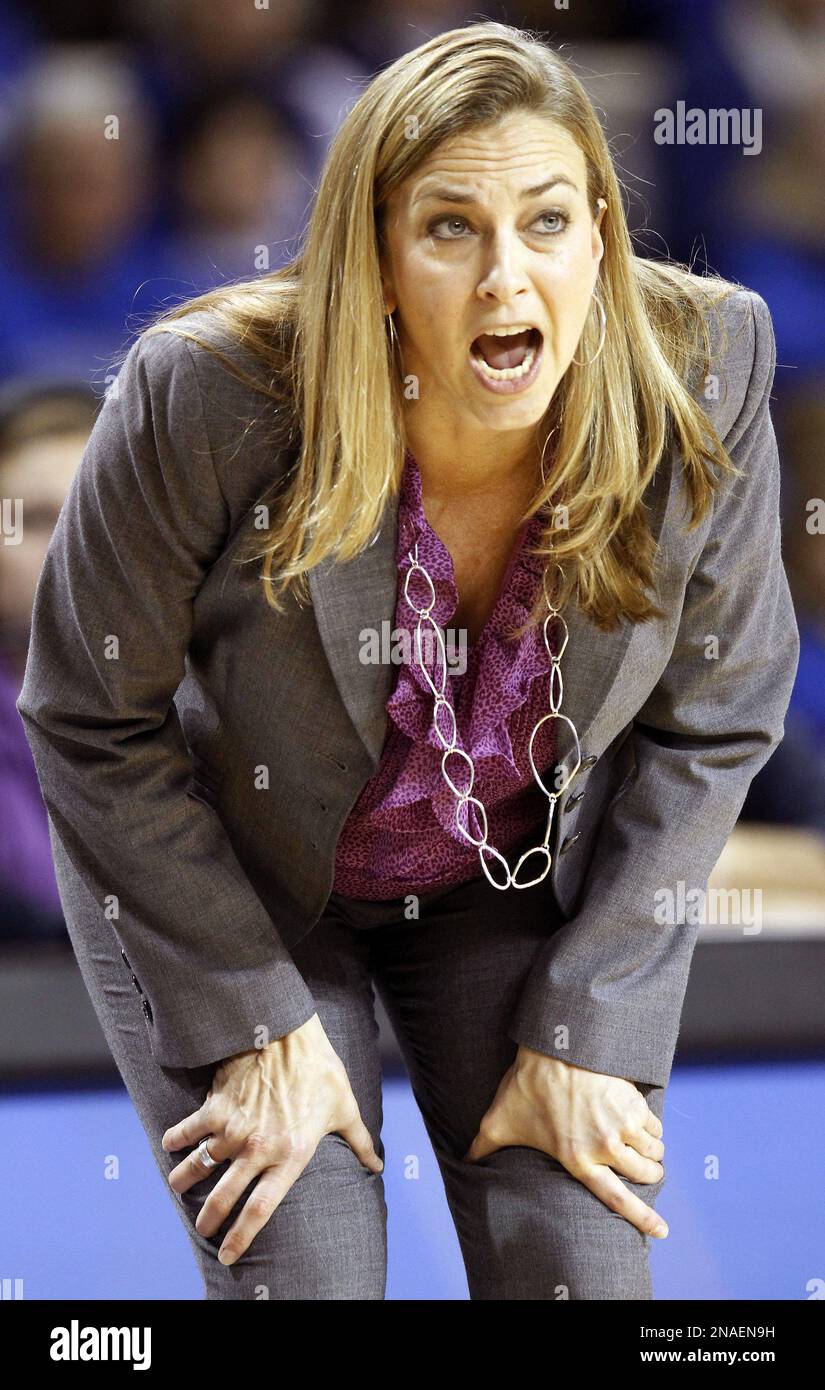 Florida head coach Amanda Butler shouts instructions to her team during ...