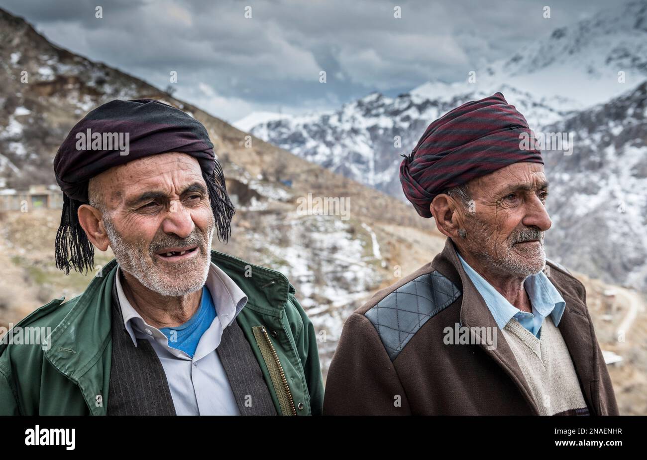Kurdish men hi-res stock photography and images - Alamy