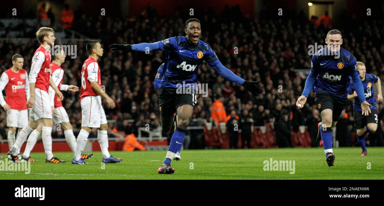 Manchester United's Danny Welbeck, center, celebrates his goal against ...