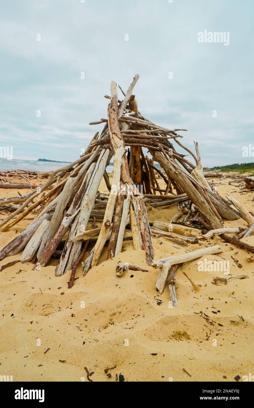 Teepee structures hi-res stock photography and images - Alamy