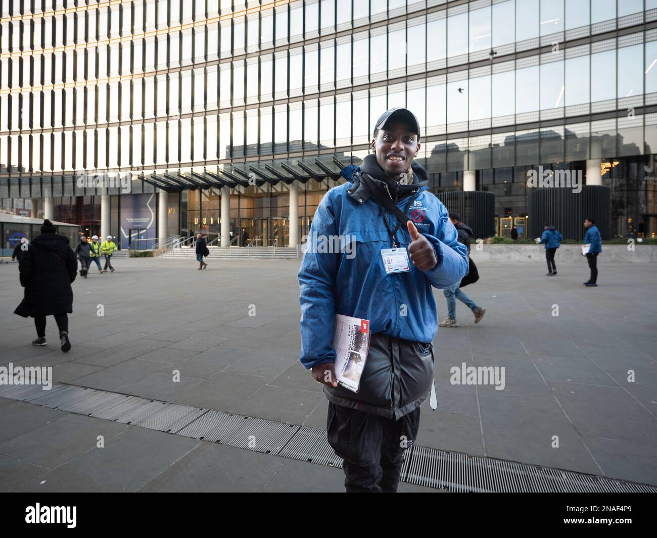 Inside success charity magazine hi-res stock photography and images - Alamy