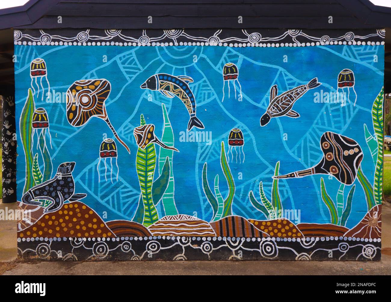 Dot painting australia hi-res stock photography and images - Alamy