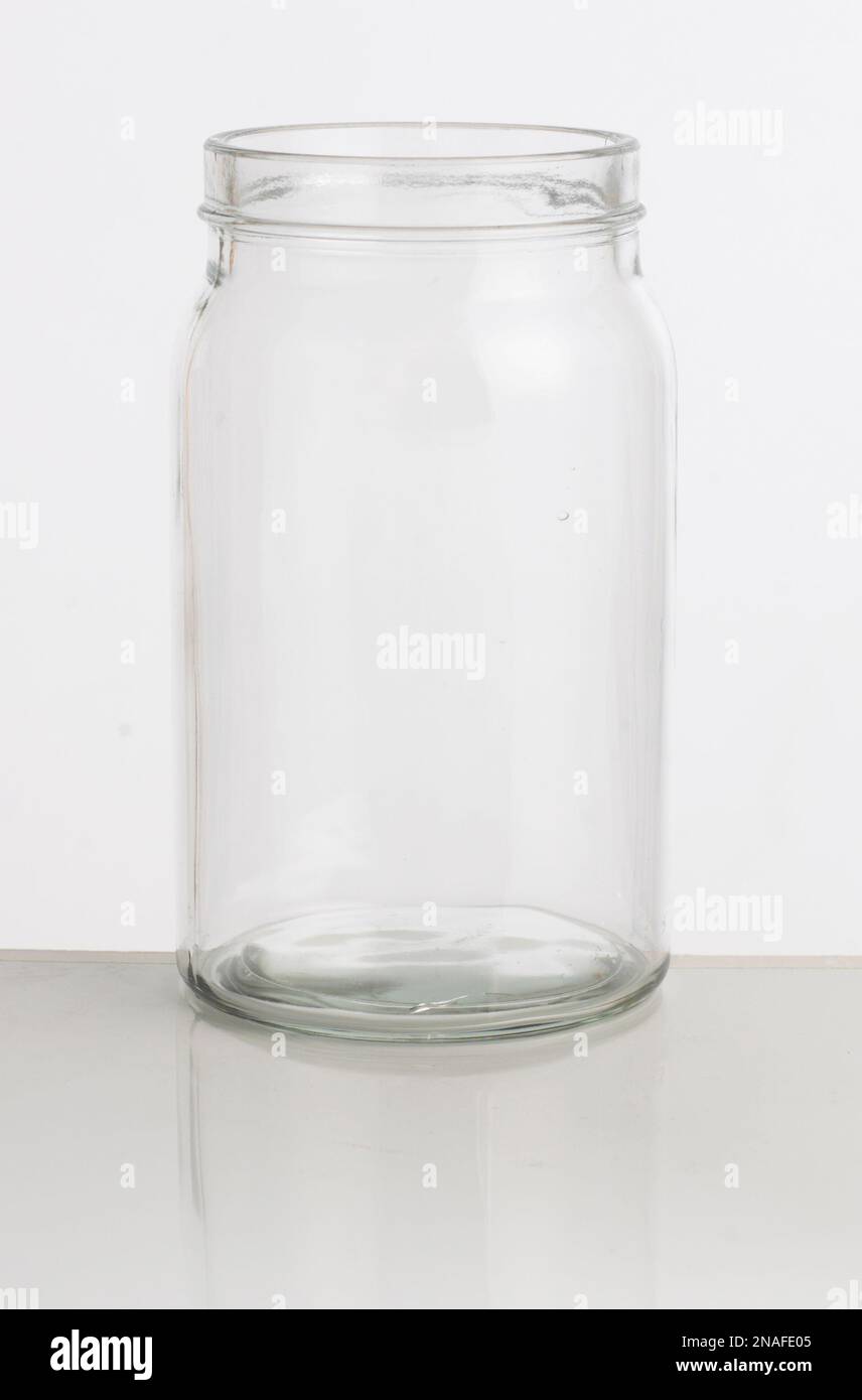 Hot cold water experiment hi-res stock photography and images - Alamy