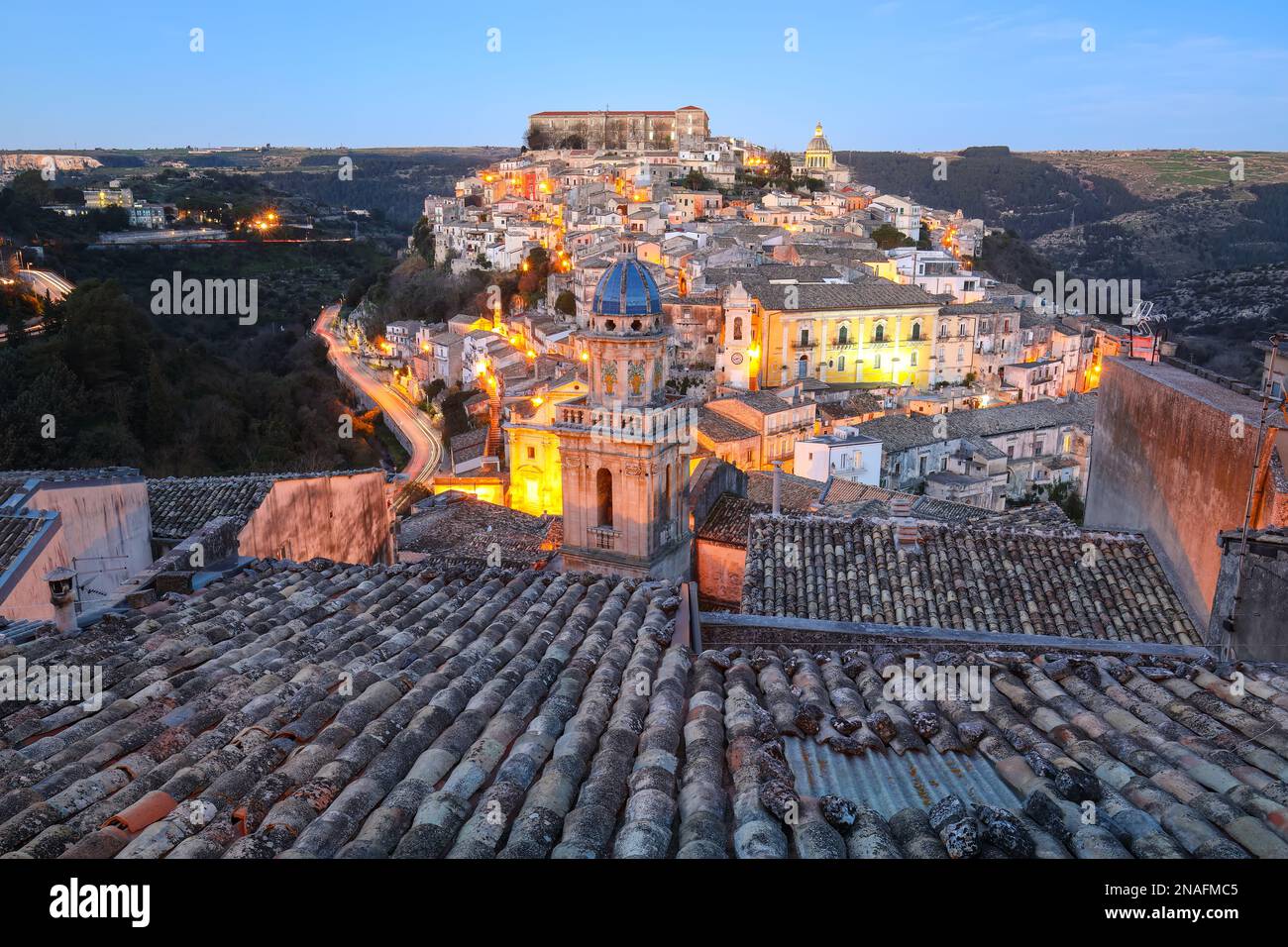 Amazing Sunset at the old baroque town of Ragusa Ibla in Sicily ...