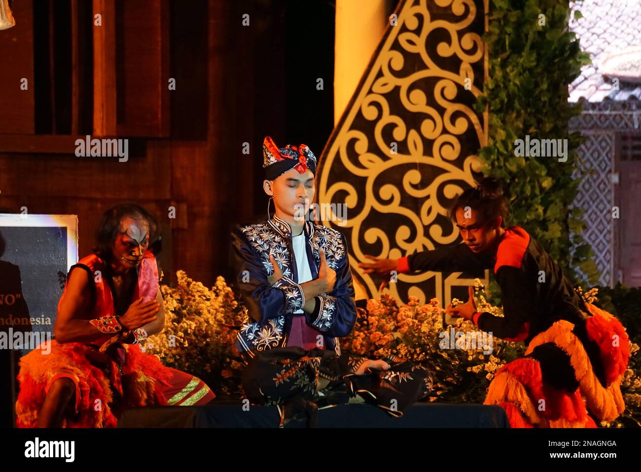 Situs ndalem pojok theater. This theater tells about Soekarno's ...