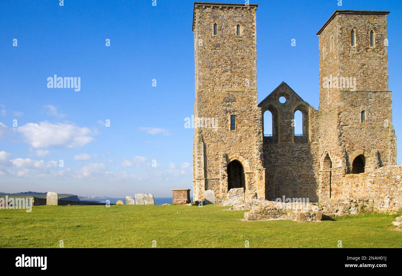 ruins of the Reculver towers and fort on the north kent coast Stock ...