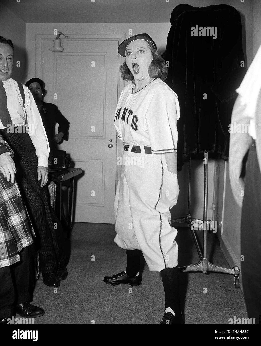 Actress Tallulah Bankhead imitates Durocher-versus-umpire stance as she ...