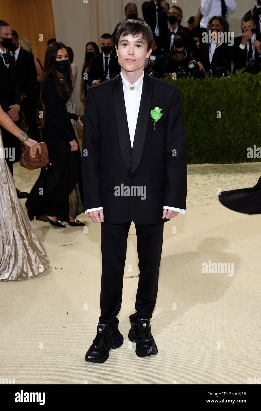 FILE - Elliot Page attends The Metropolitan Museum of Art's Costume ...